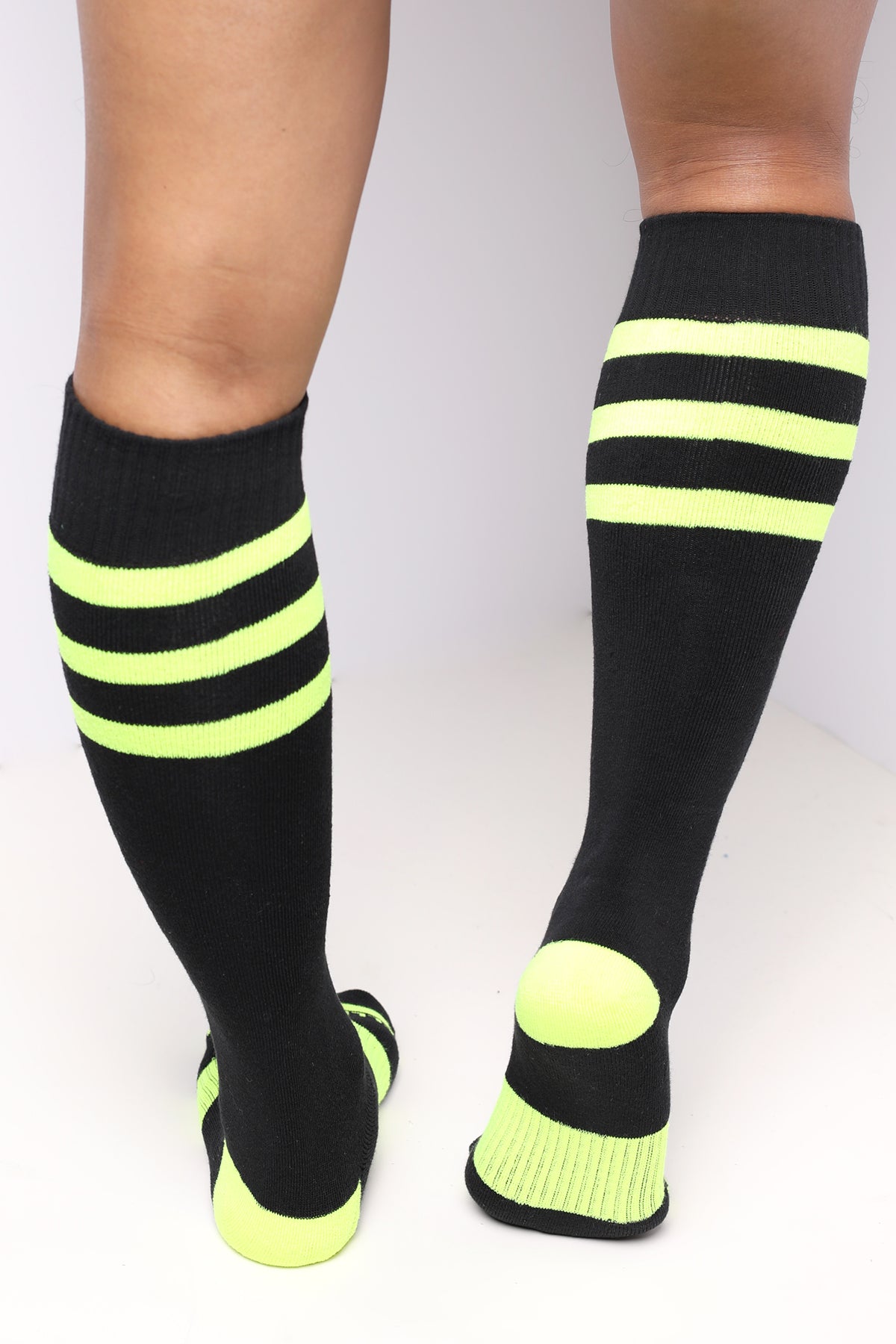 Linebacker Knee High Socks – TIMOTEO